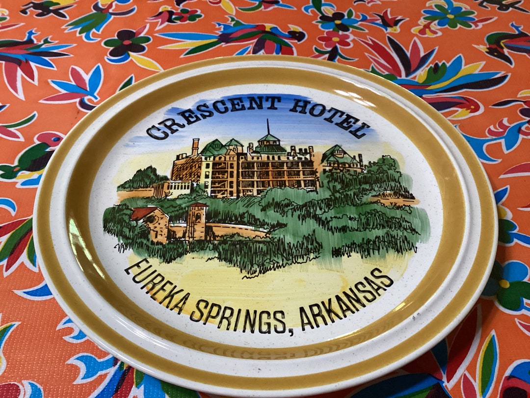 Vintage Crescent Hotel, Eureka Springs, Arkansas Souvenir Plate- Charmcraft Stoneware, Japan - Etsy