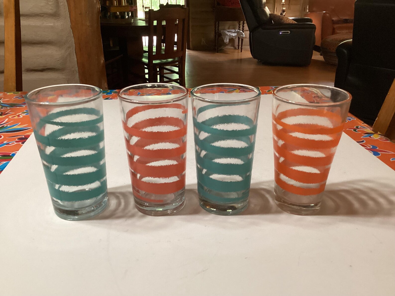 Vintage Mid-century Set of 4 Swirl Design Cocktail Glasses or Tumblers ...