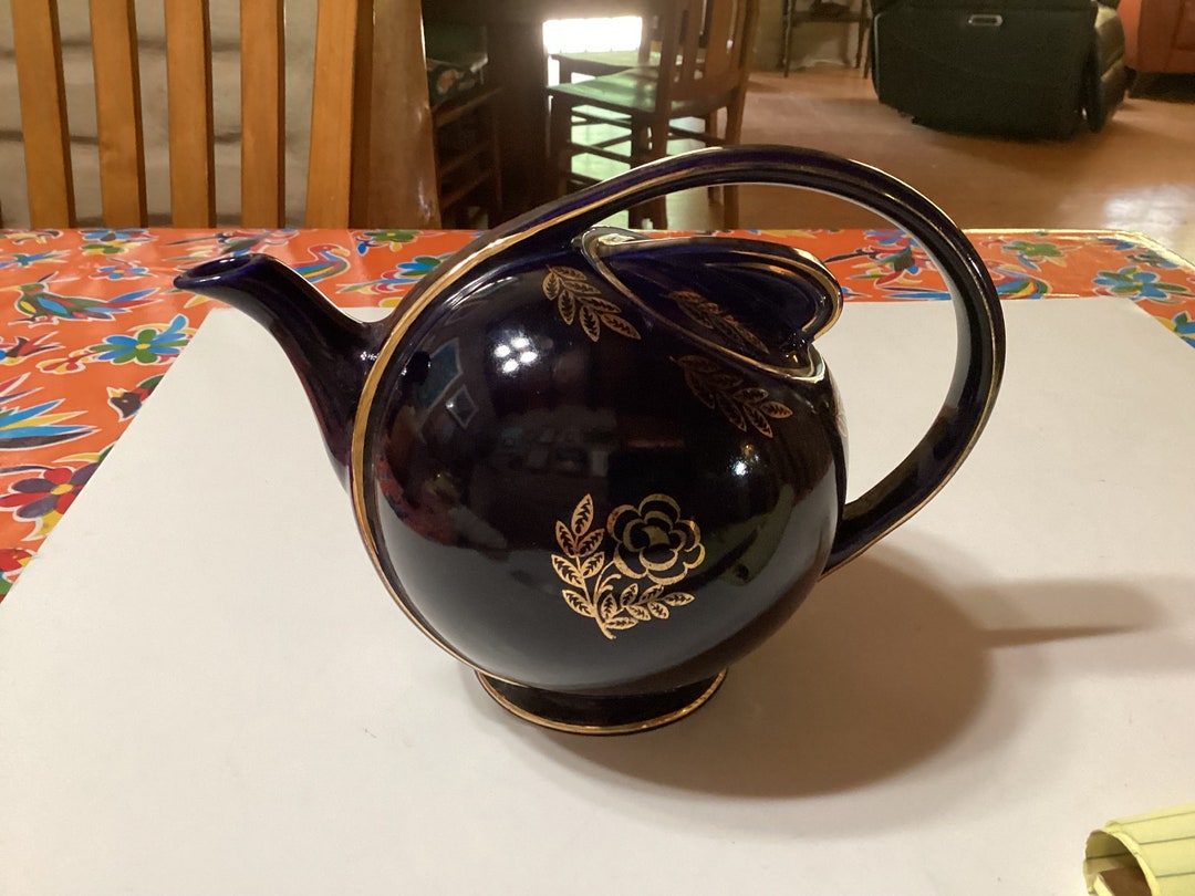 Vintage Hall 6 Cup Ceramic Navy Blue Teapot With Gold Rose Designs and ...