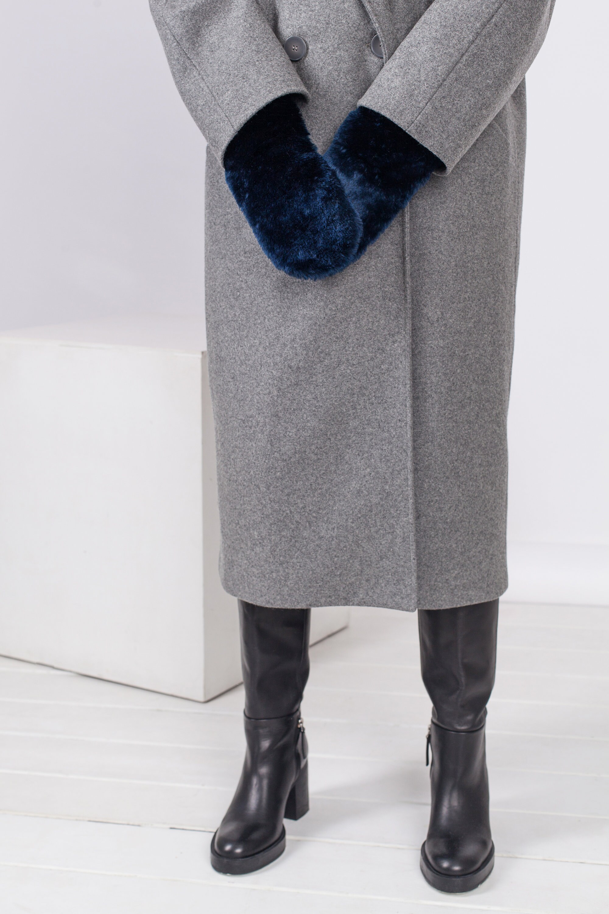 Dark Blue Faux Fur Mittens for Women, Warm Winter Gloves With Water ...