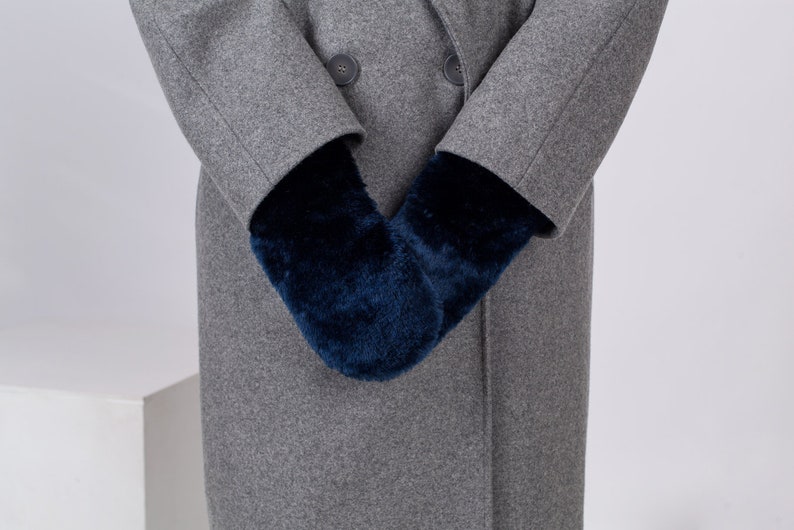 Dark Blue Faux Fur Mittens for Women, Warm Winter Gloves With Water ...