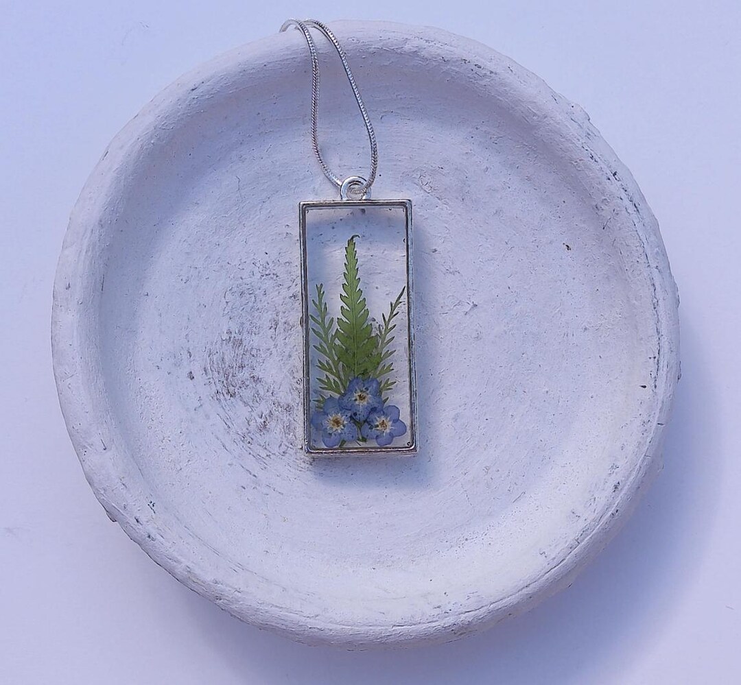 Portrait Forget Me Not and Fern Leaf Flower Pendant - Etsy