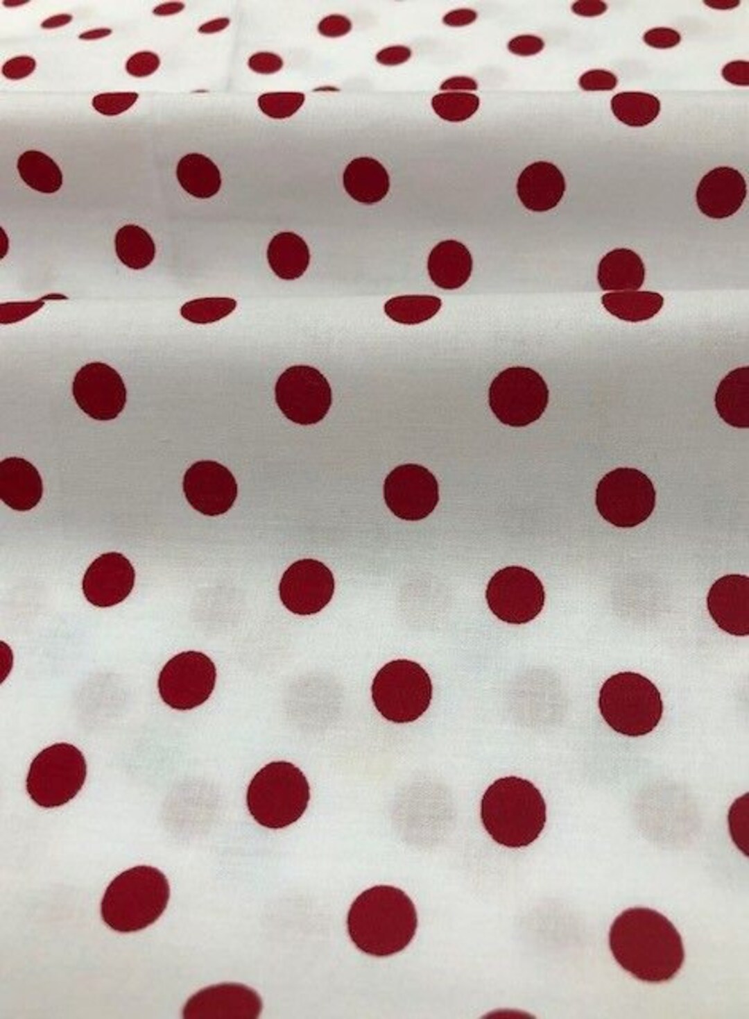 58/60 White/red Dot Broadcloth by the Yard - Etsy