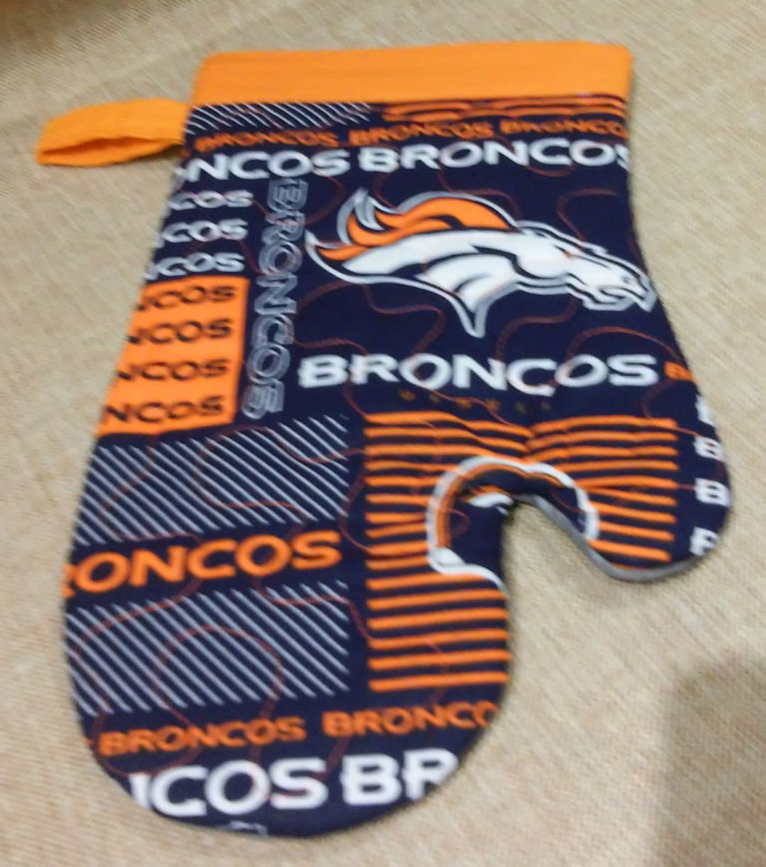 Denver Broncos Kitchen Oven Mitt BBQ Mitt Unisex - Etsy
