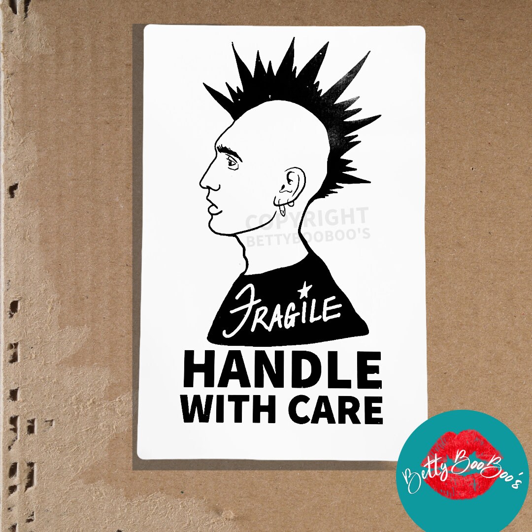 40 Pre-printed FRAGILE Shipping Labels 6x4 Stickers Handle With Care ...