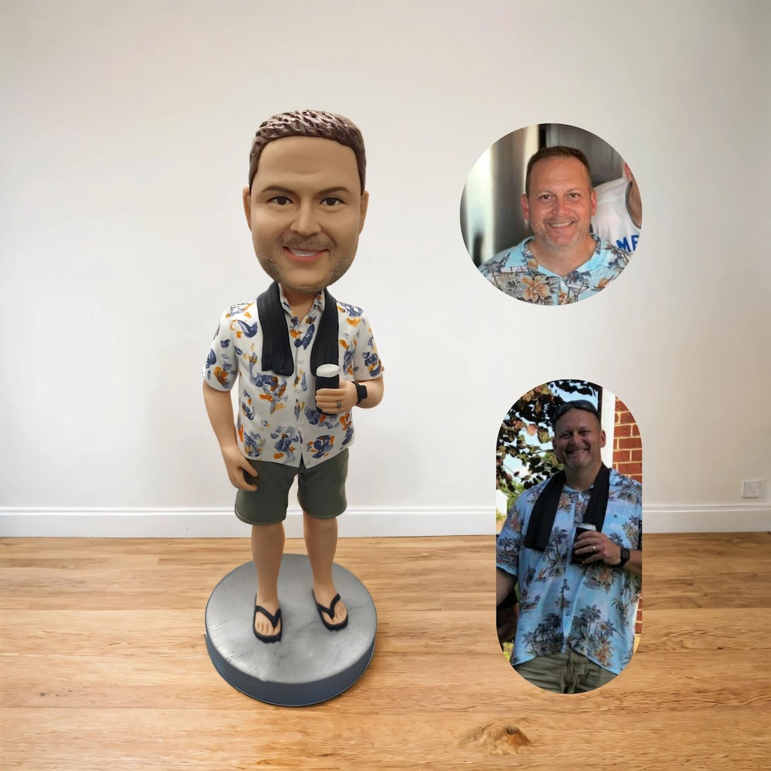 Custom Clay Bobblehead Doll According to Your Photo, Detail Restoration ...