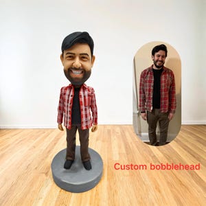 Best Custom Bobblehead DIY Crafts Male Martial Arts Bobblehead Holding ...