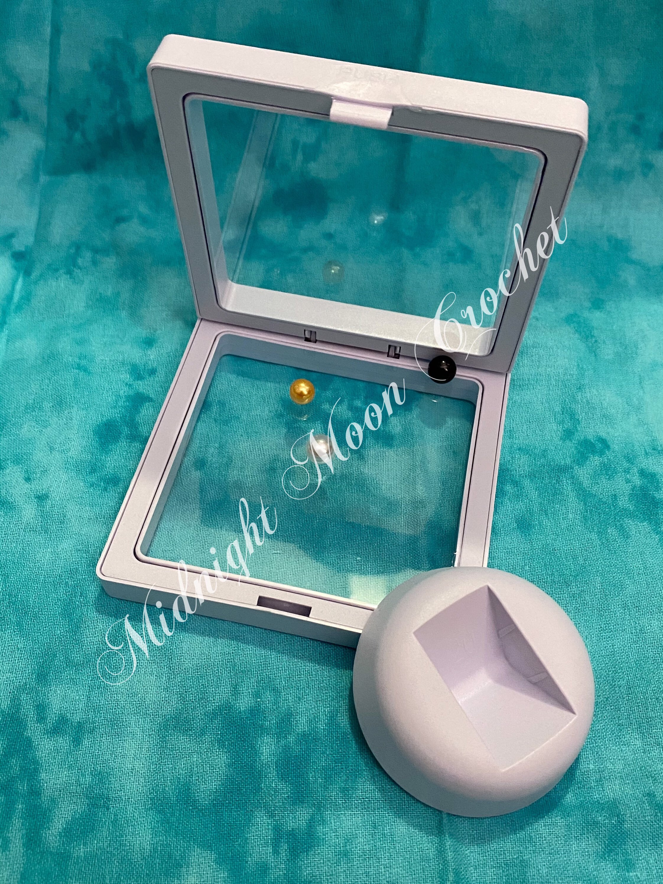 Floating Membrane Display Case - Etsy