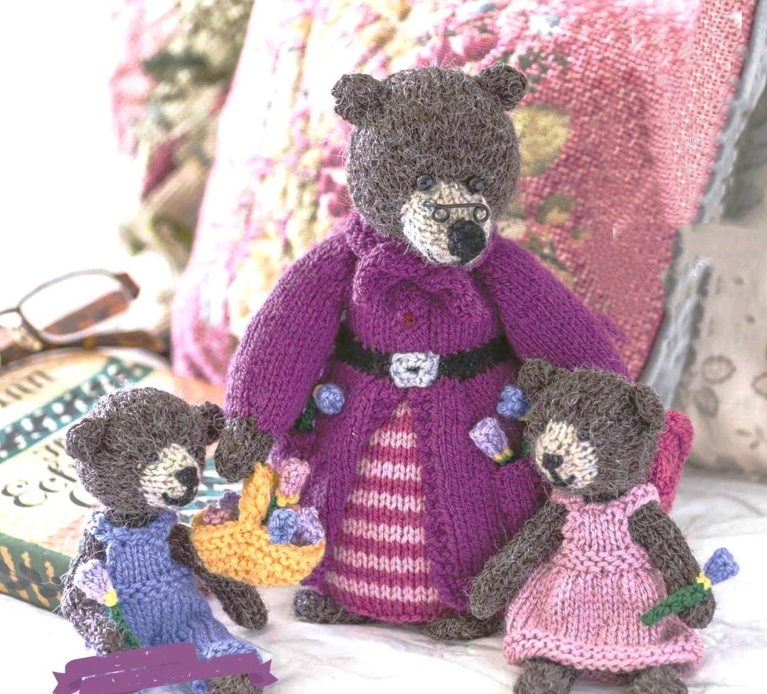 Knitting Pattern Mummy Bear With Her 2 Children Victorian - Etsy