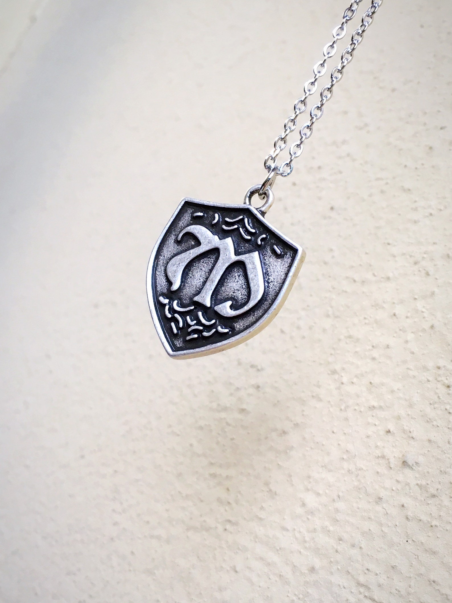 Hope Mikaelson Family Crest Pendant Necklace - Etsy UK
