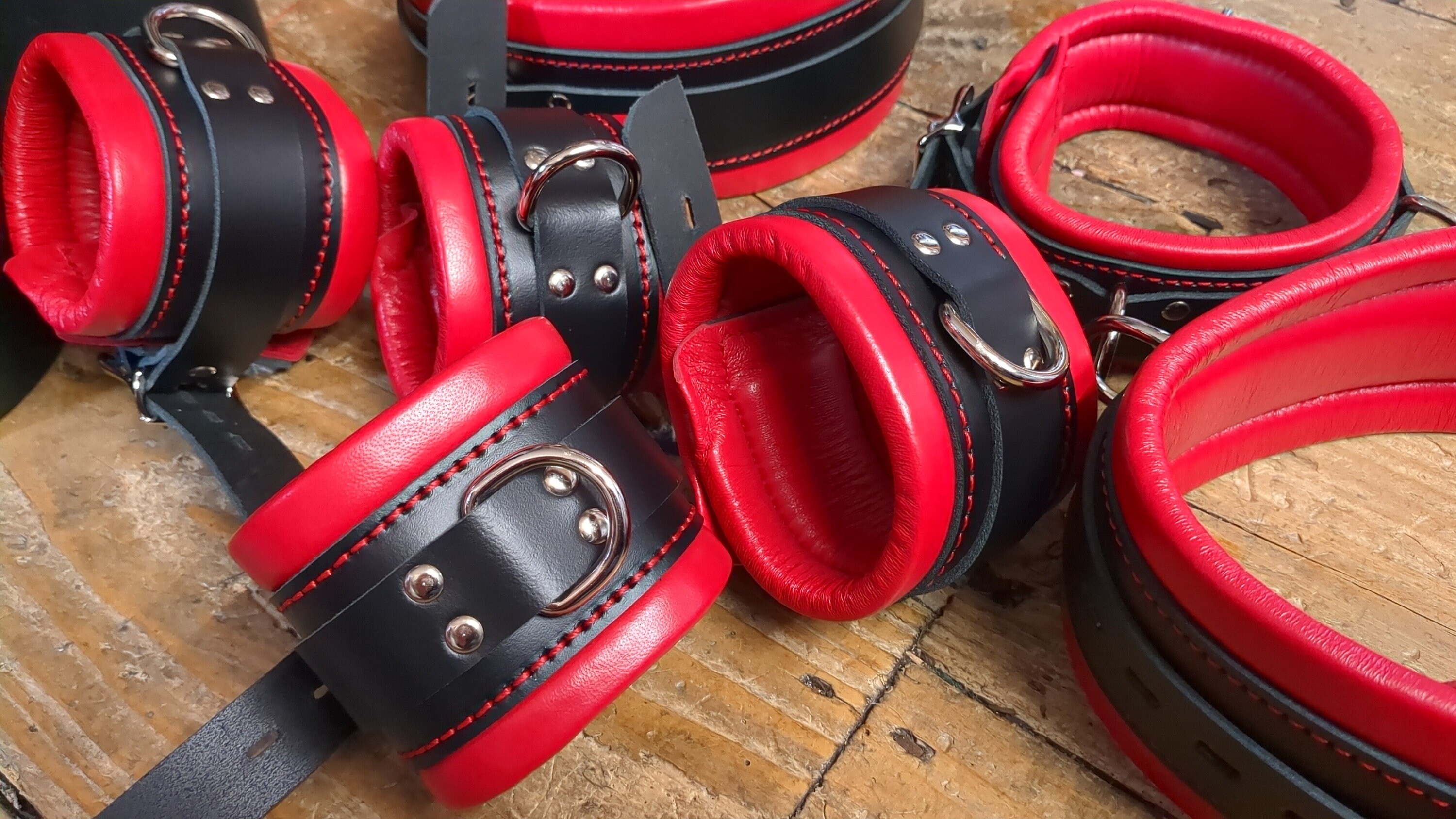 Red and Black Bondage Cuffs Restraints Wrist Ankle and Thigh - Etsy Denmark