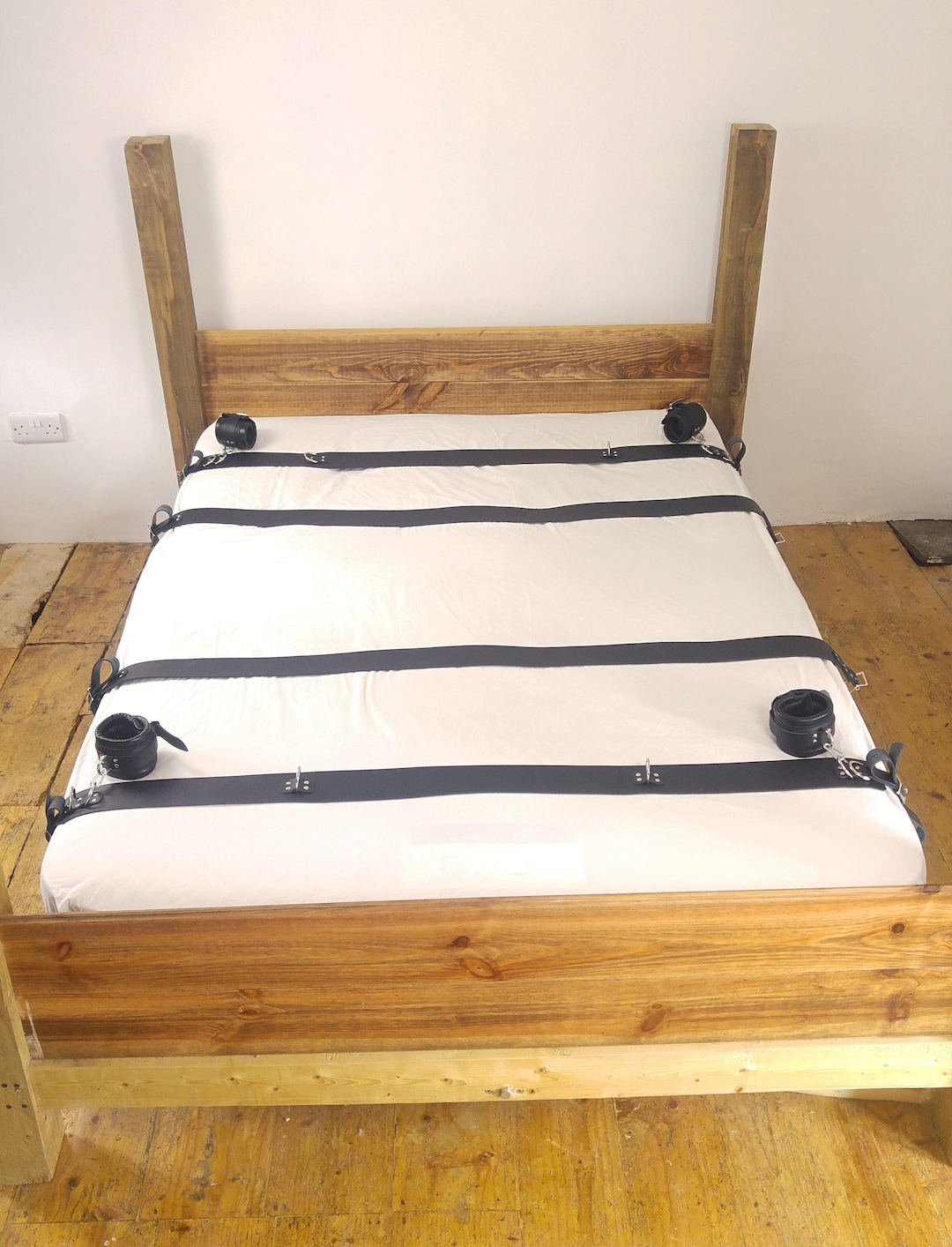 Bed Restraints Leather Bondage Restraints Hospital Medical Asylum Wrist ...