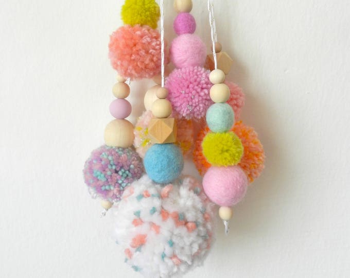 Pompons Bouquet Wall Hanging, Handmade Colorful Wall Decor, Nursery ...