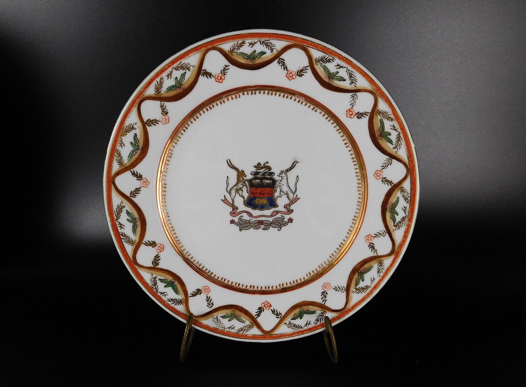 19th Century Chinese Export Porcelain Armorial Plate Crest of British ...