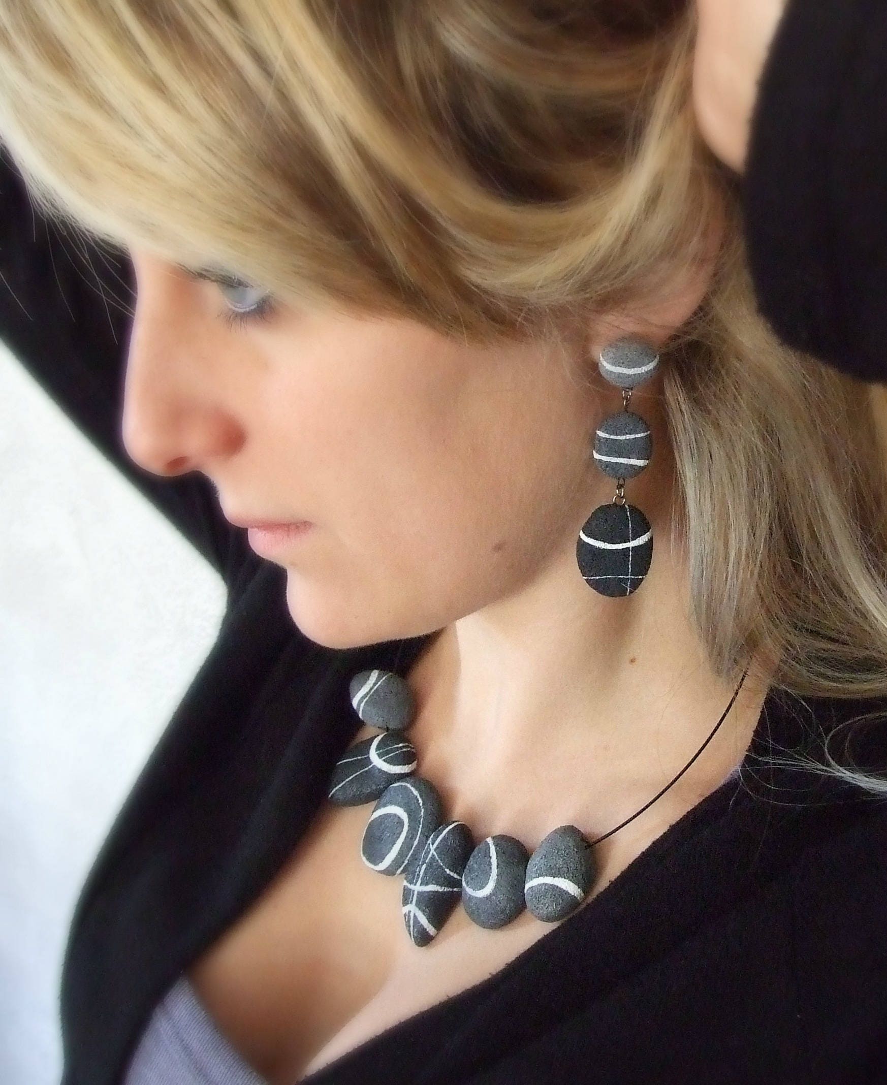 Collana particolare moderna Girocollo ciottoli di mare Bigiotteria ...