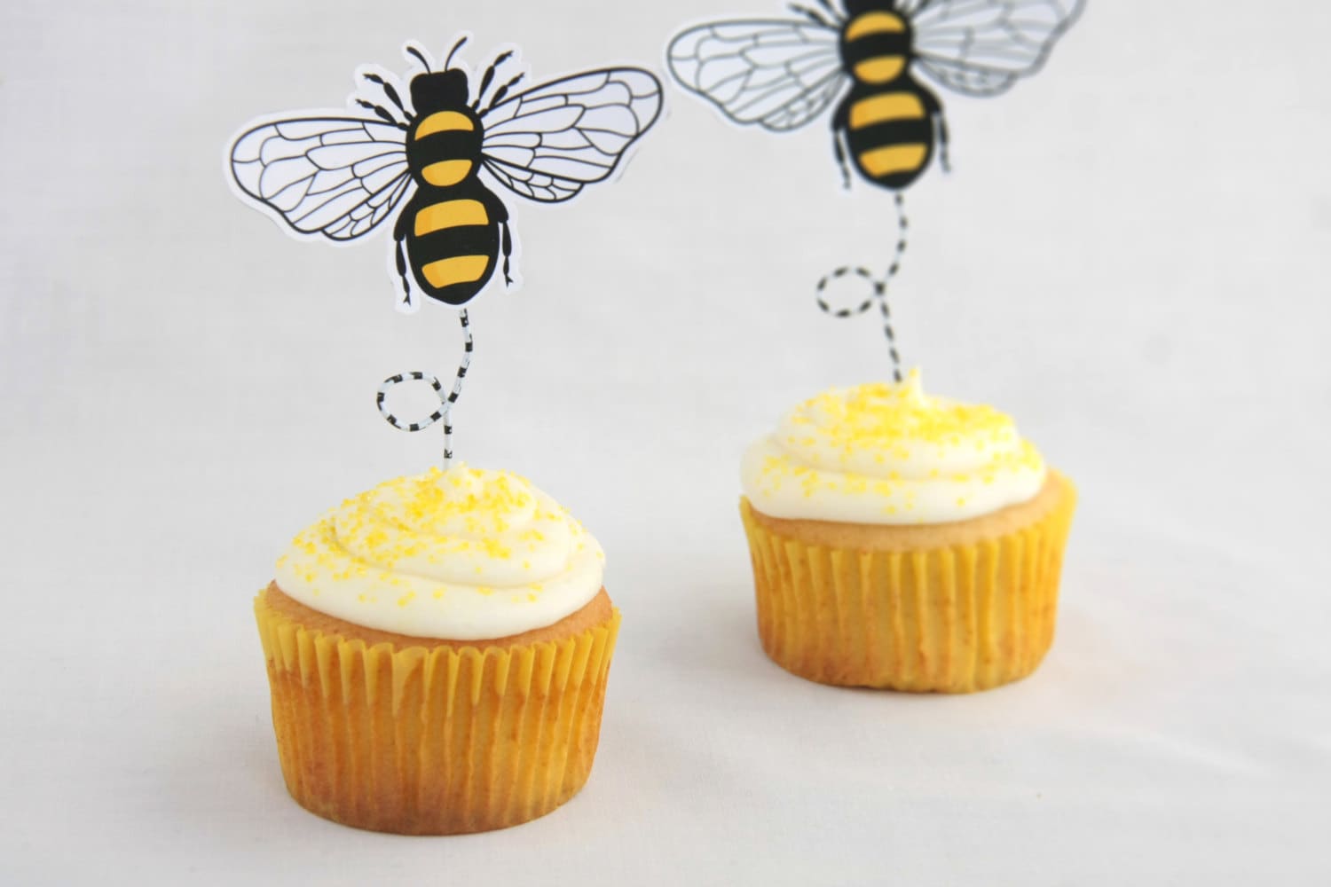 Printable Bees Cupcake Toppers Table Confetti Honey Bee - Etsy Canada