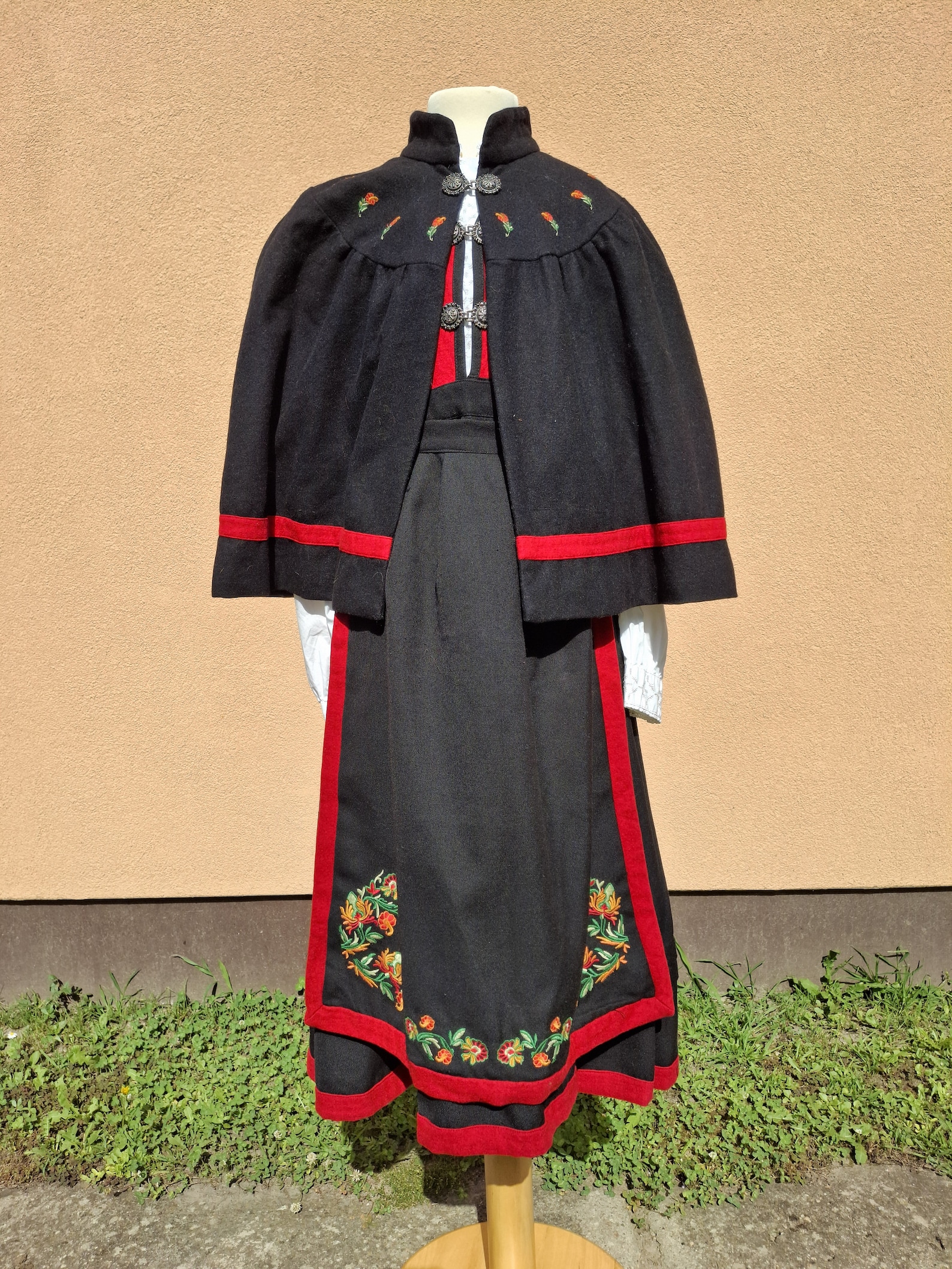 Original Handmade Vintage Traditional Norwegian Folk Dress - Festdrakt ...