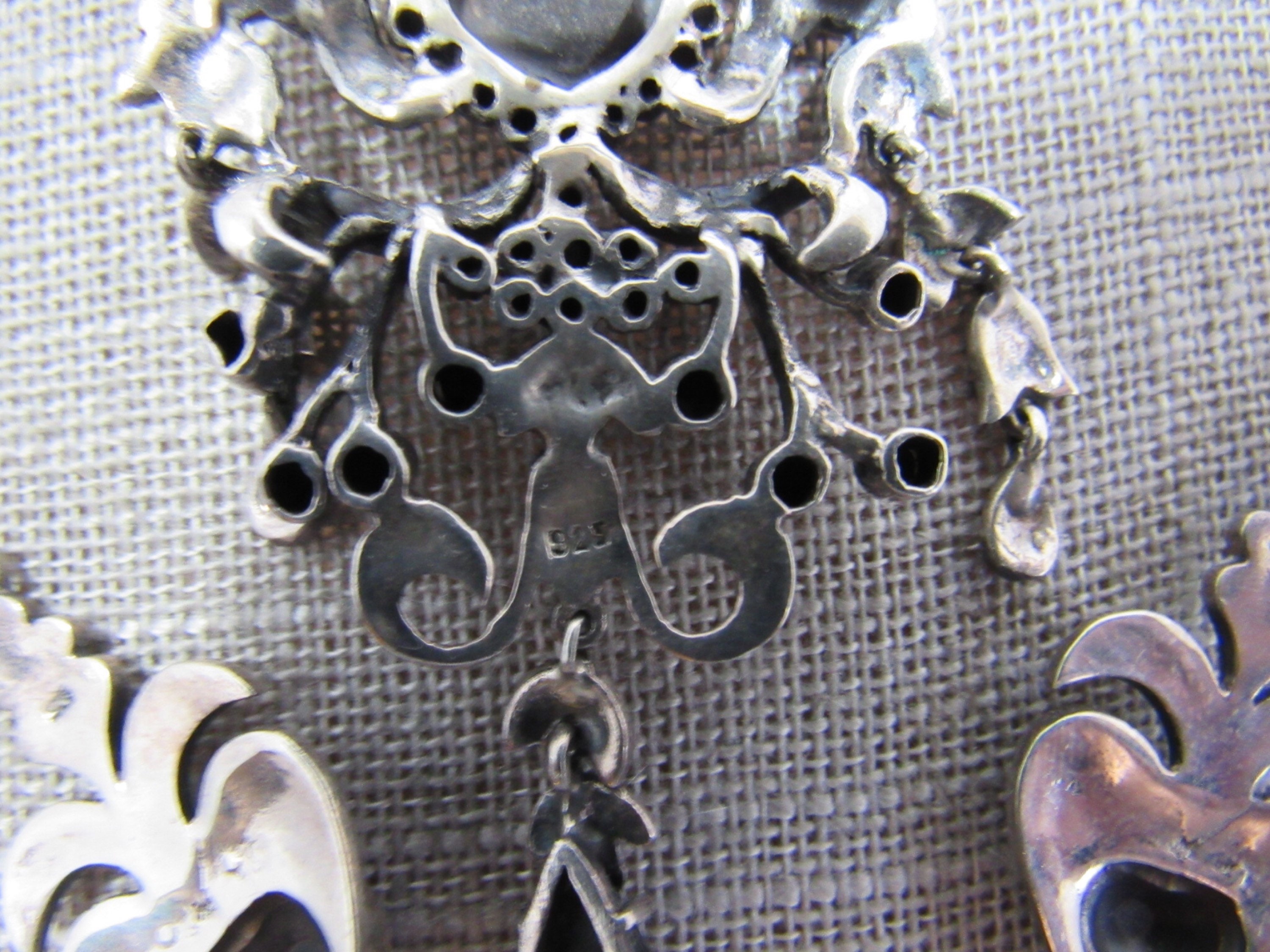 925 Sterling silver Victorian style marcasite & Onyx heart Demi parure ...