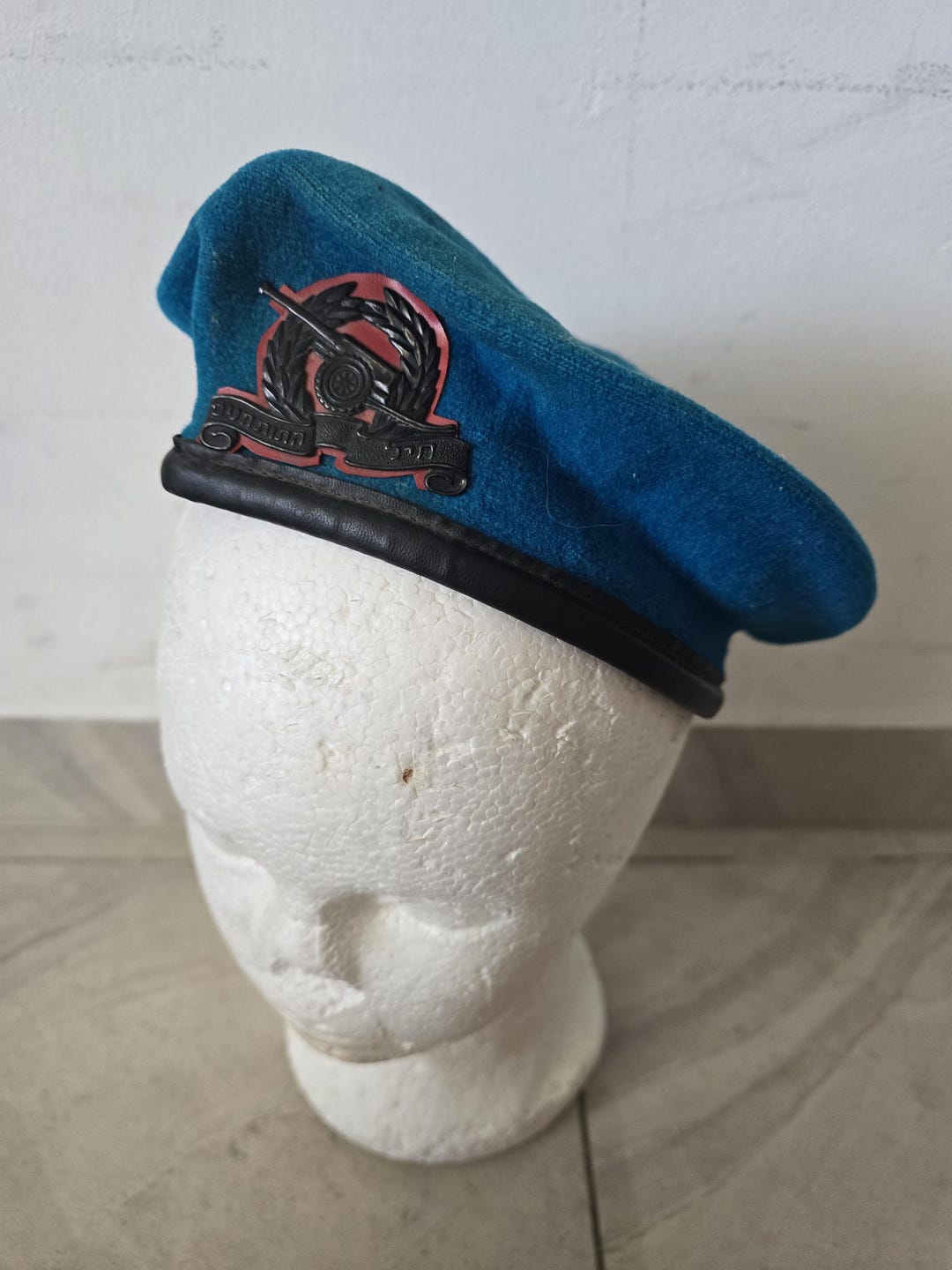 IDF Israel Army Uniform Beret Combat Soldier With Artillery Cockade ...