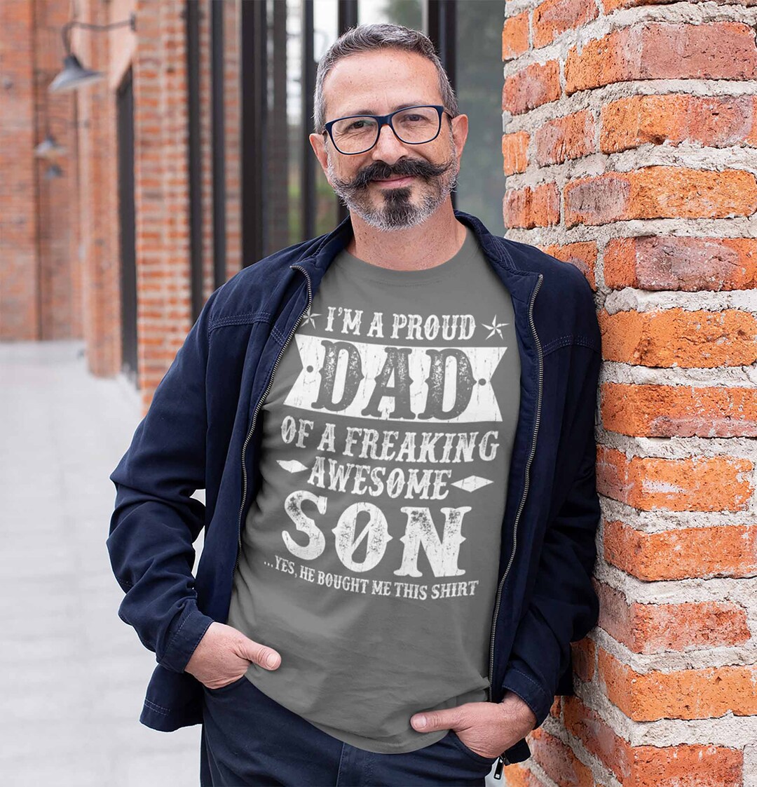 Men's Funny Proud Dad T Shirt Father's Day Gift Dad of - Etsy
