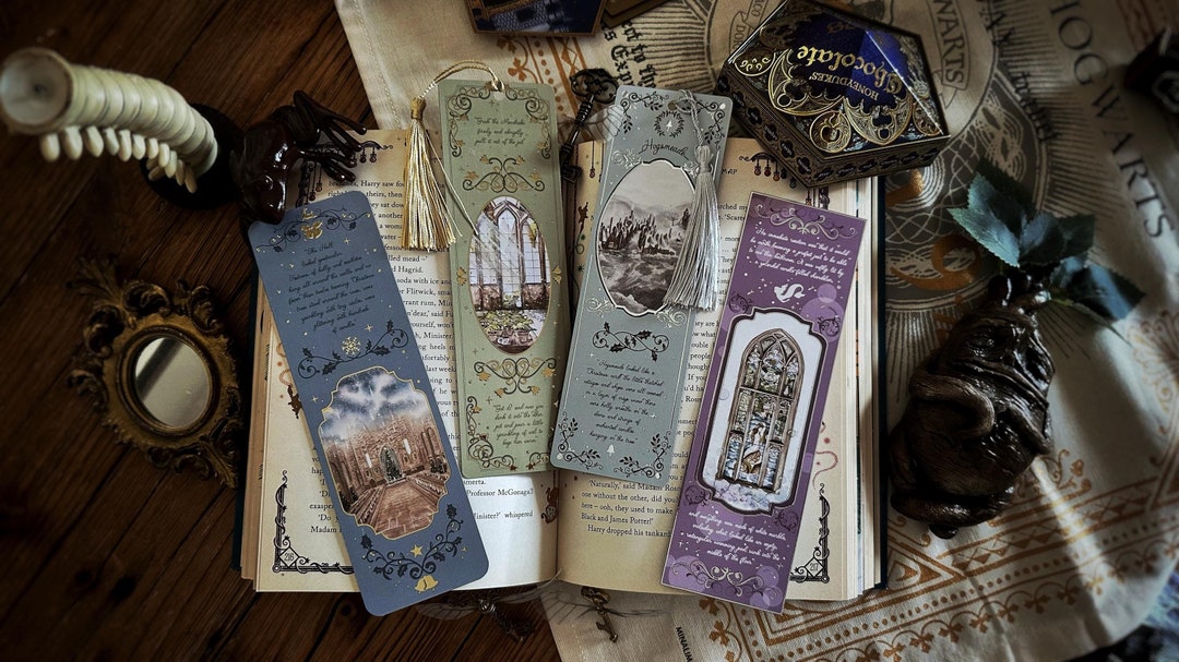 Wizard Magic World Paper Bookmarks - Decorated With Gold or Silver ...