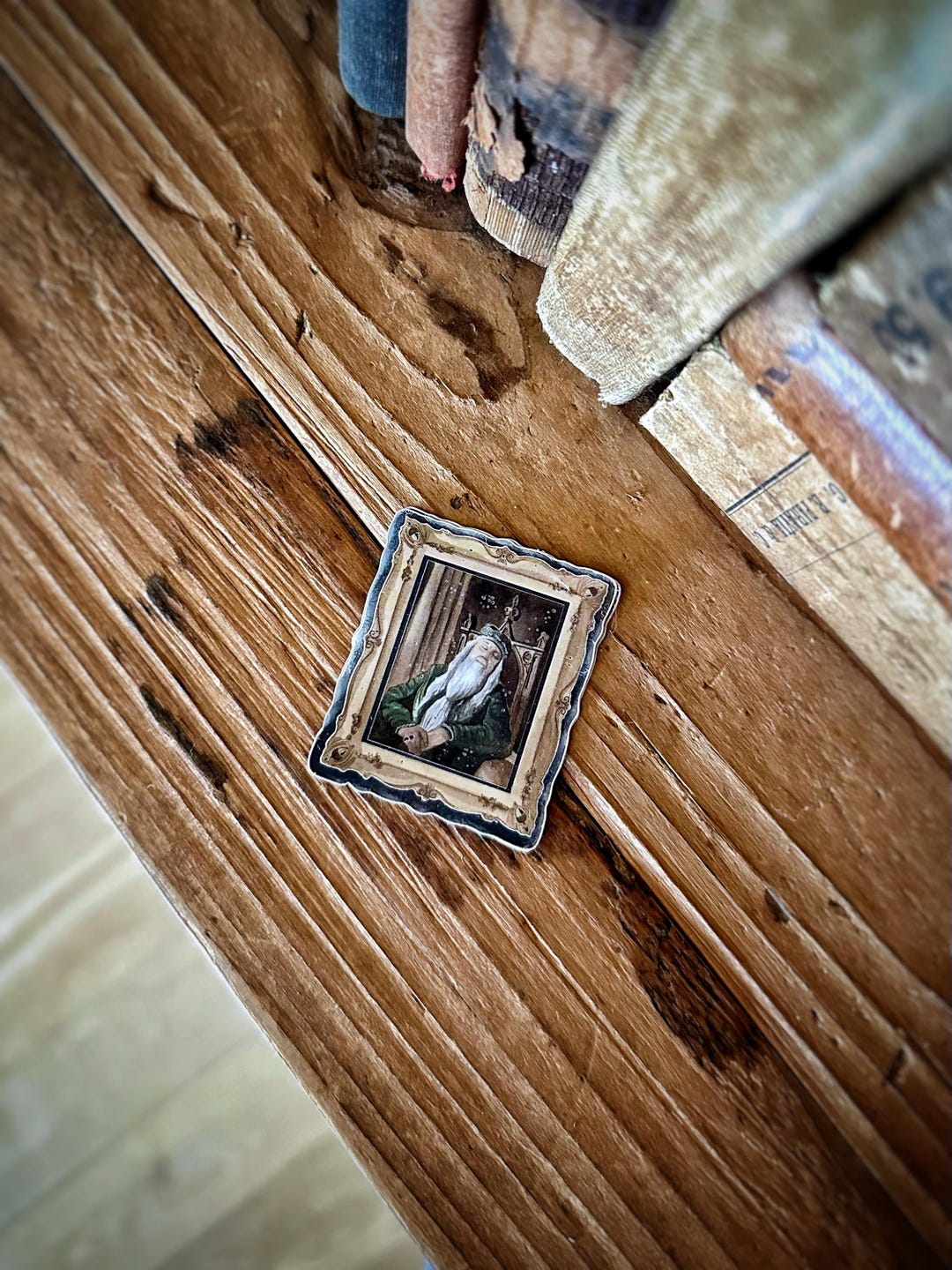 Wizard Magic World Sticker - Wizard Sleeping Inside a Golden Frame ...