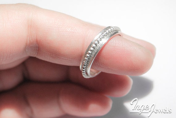 Sterling silver spinner ring handmade rotating ring 4mm | Etsy