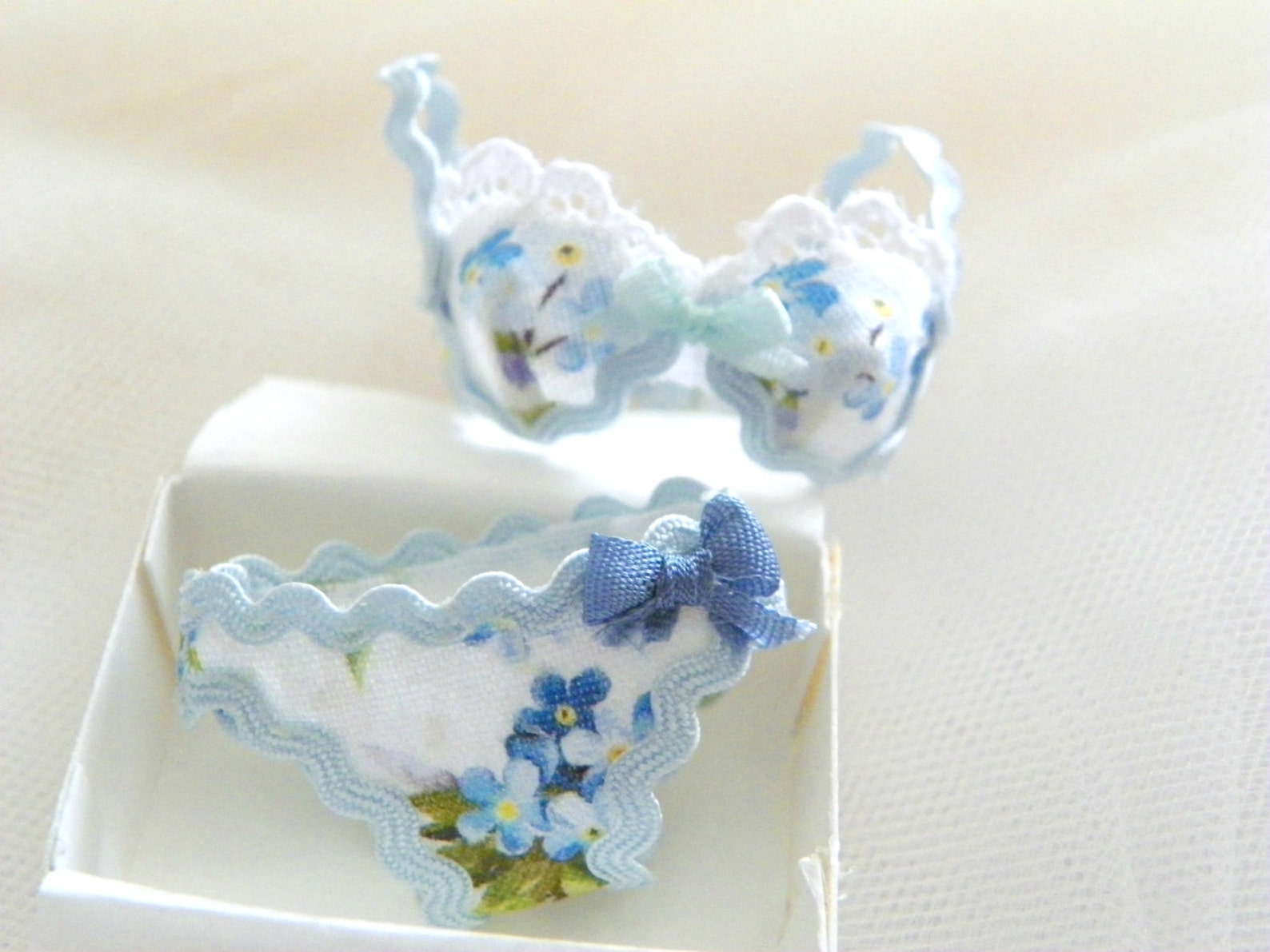 Dollhouse Miniatures Bra With Panties in 1:12 Scale-lingerie - Etsy UK