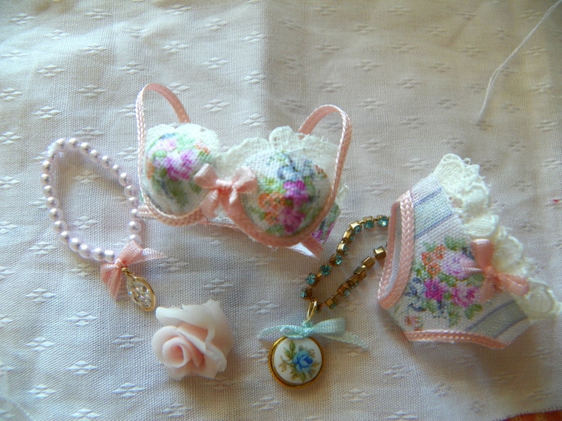 Dollhouse miniatures Bra with panties in 1:12 scale-lingerie | Etsy