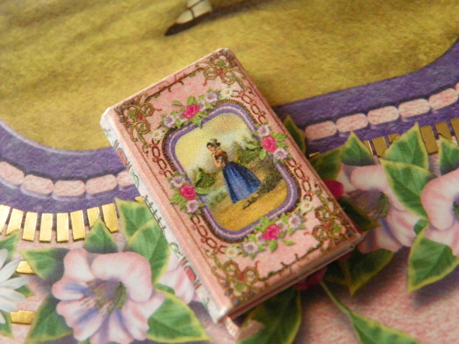 Peter Rabbit Miniature Book - Etsy