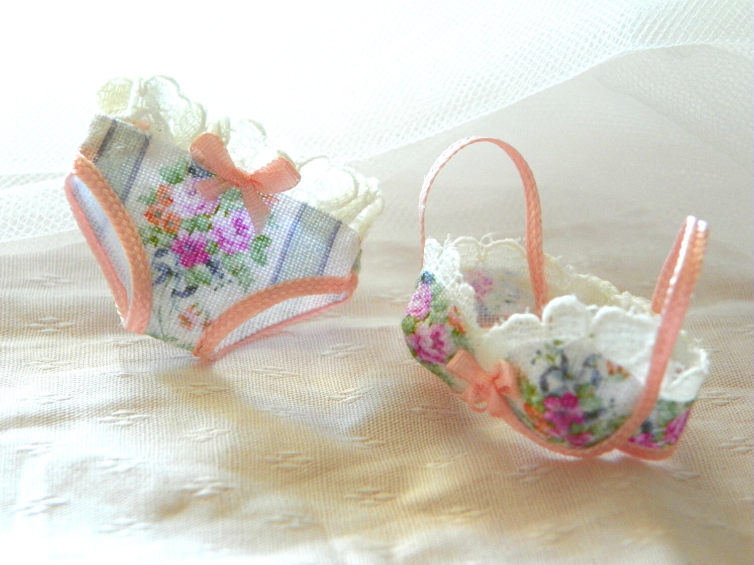 Dollhouse miniatures Bra with panties in 1:12 scale-lingerie | Etsy