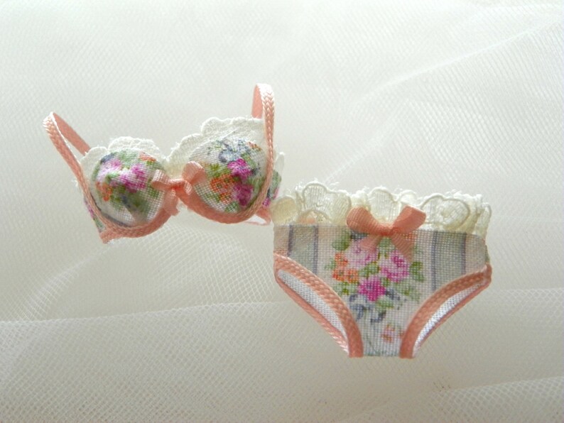 Dollhouse miniatures Bra with panties in 1:12 scale-lingerie | Etsy
