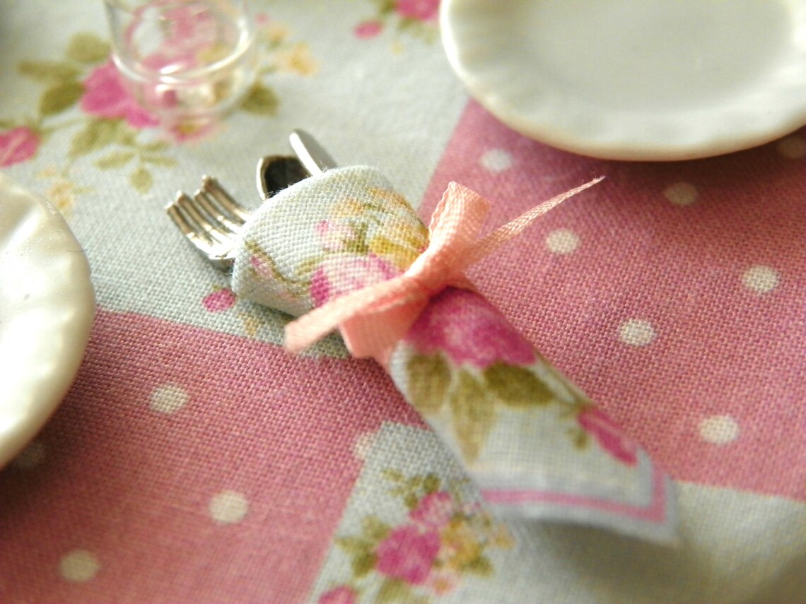 Miniature Dollhouse Tablecloth for the Kitchen Table/ 1/12 Scale - Etsy