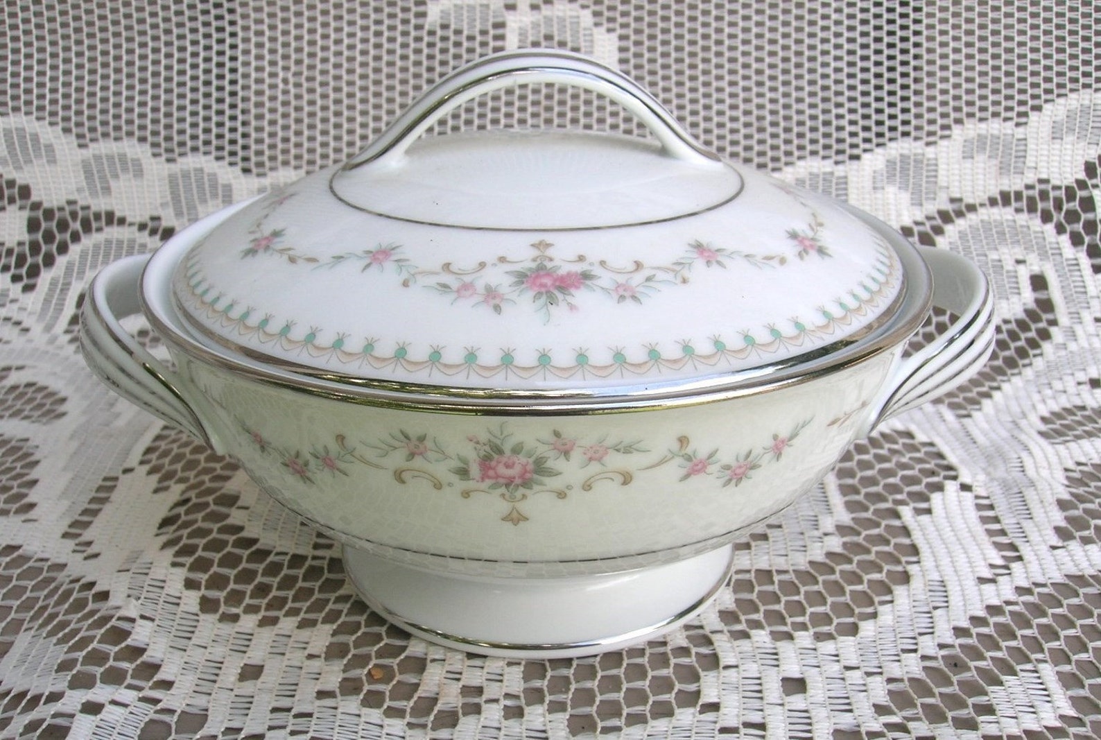 Vintage Noritake China Fairmont 6102 Pattern Footed Sugar Bowl With Lid ...