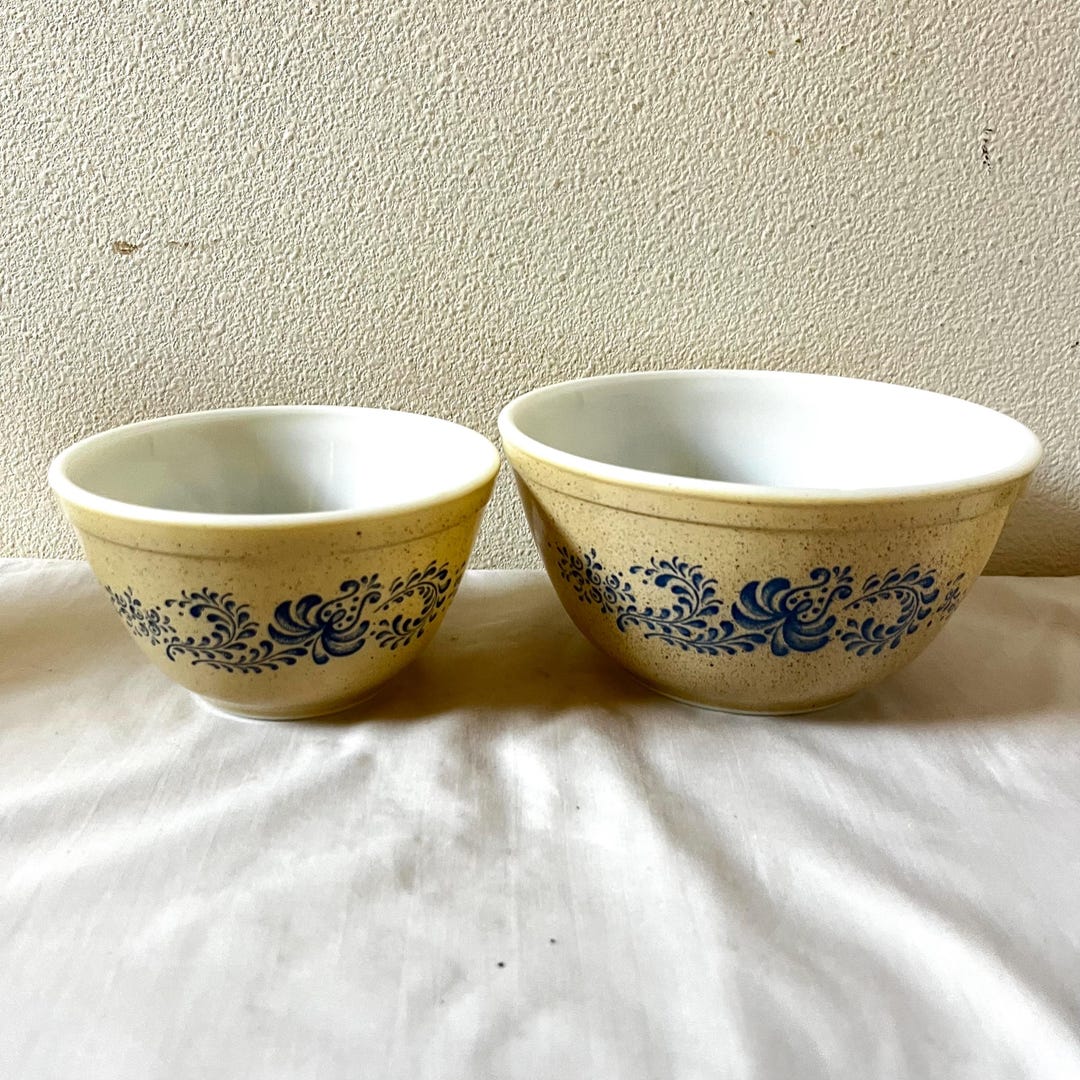 Vintage Pyrex Homestead Mixing Bowls - Blue Speckled Colonial Design ...