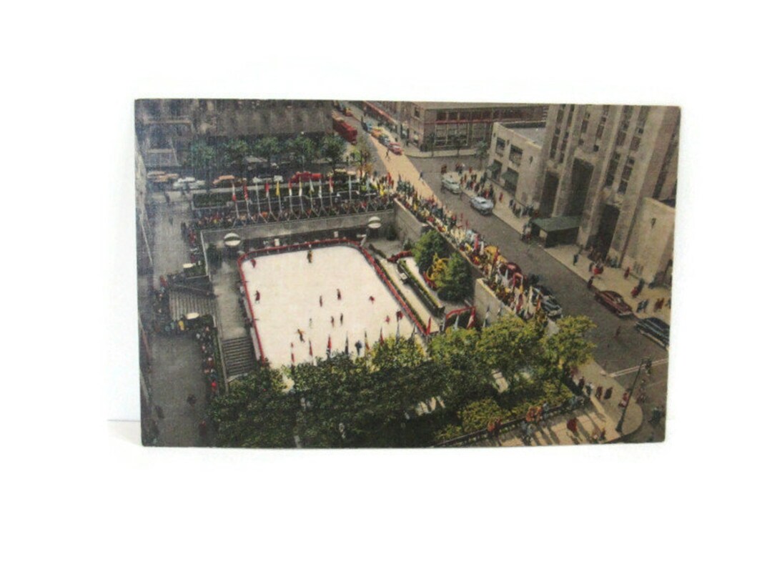 Vintage New York City Linen Postcard the Rockefeller Plaza Outdoor Ice ...