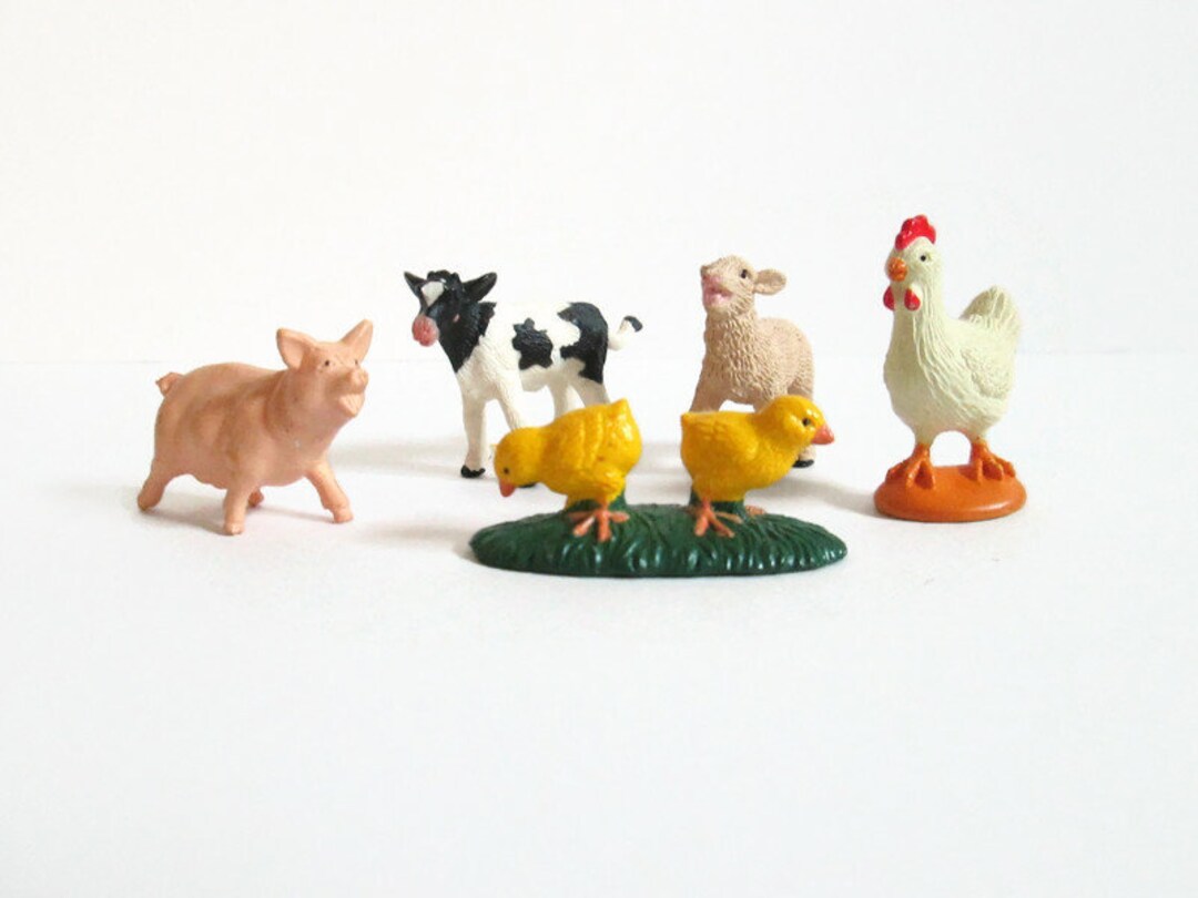 Safari Ltd Tiny Farm Animals, Hen, Chicks, Holstein Calf, Pig and Lamb ...