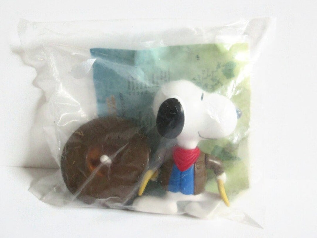 Vintage Snoopy Figure Country of Australia Peanuts United - Etsy