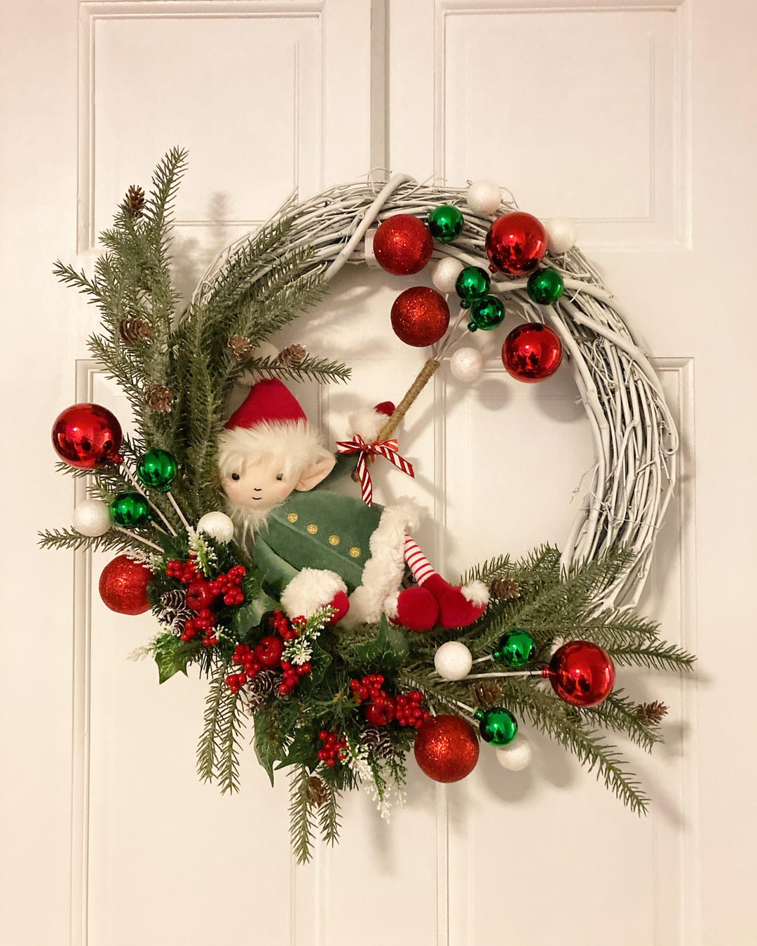 Christmas Elf Grapevine Wreath - Etsy