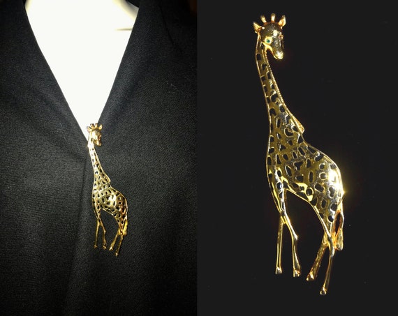 Vintage Giraffe Pin in Gold-tone Metal With Black Enamel | Etsy