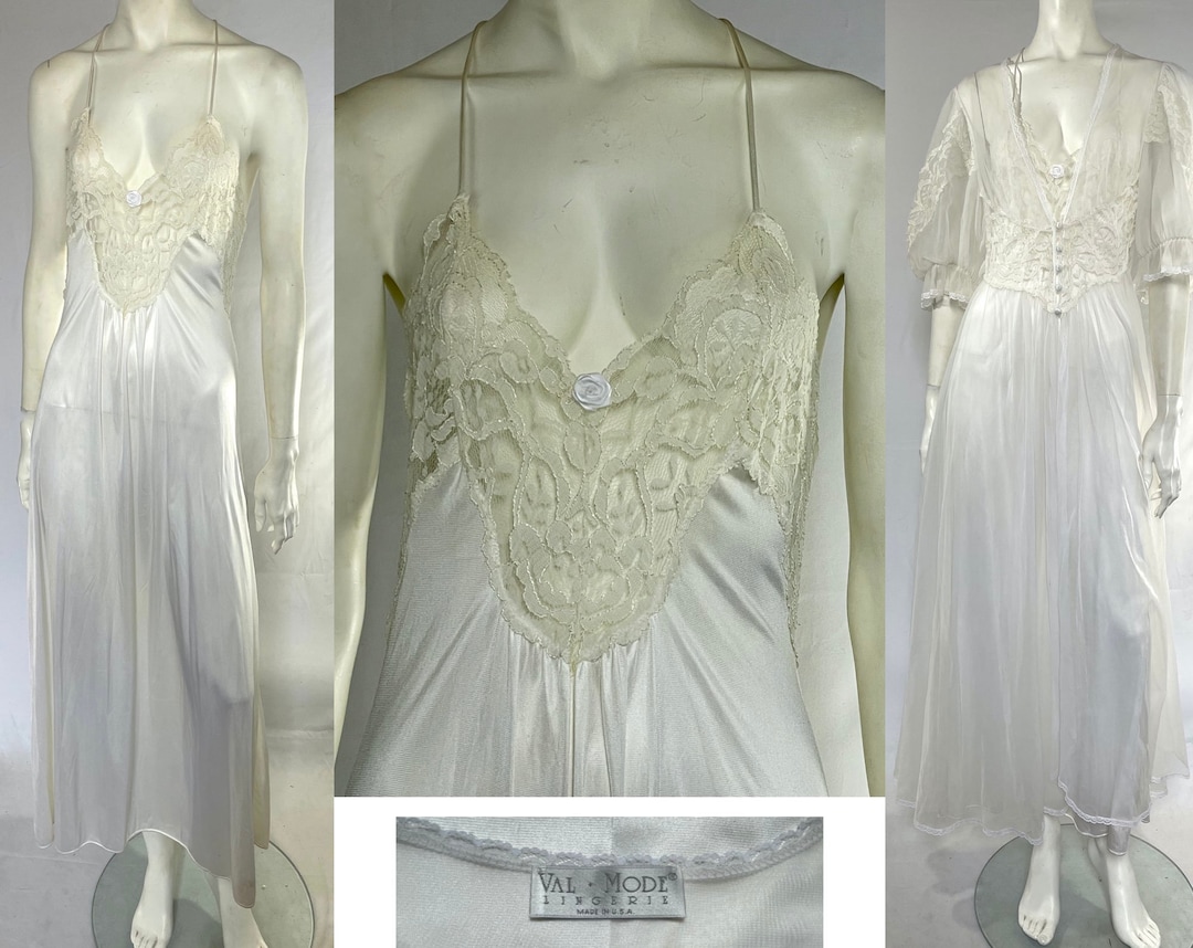 Vintage, Romantic, Luxurious Negligee and Robe – a Traditional Like-new ...