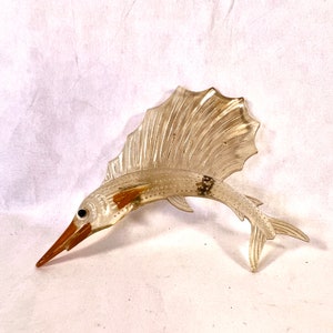 Vintage Lucite Fish Brooch, 1940s Molded Marlin Sailfish Novelty Pin ...