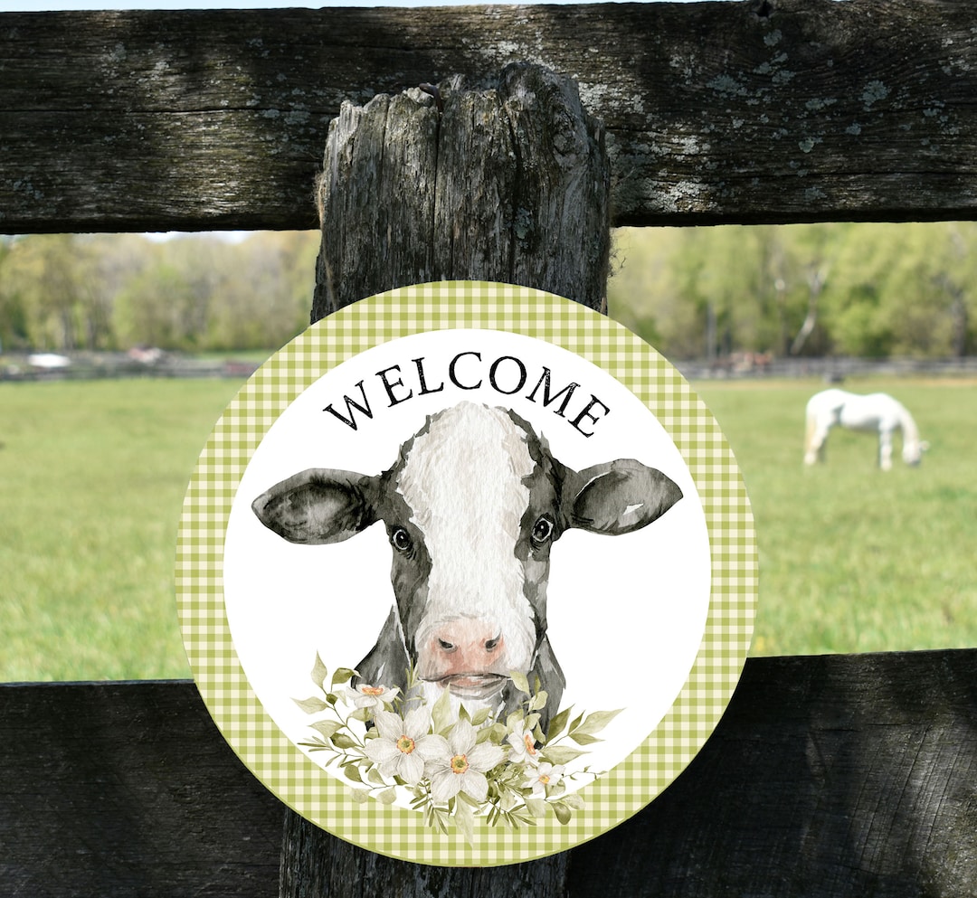 Welcome Black and White Cow Sign, Farmhouse Round Wood Sign Farmhouse ...