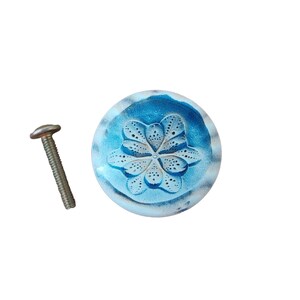Blue Sand Dollars Cabinet and Drawer Knobs, Set of 8 Coastal Watercolor Drawer Knobs and Pulls ...