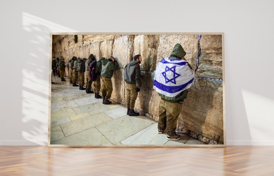 IDF Tsahal Soldiers Praying at the Kotel Western Wall With Israeli Blue ...