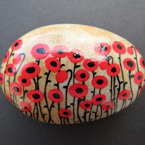 Painted Rock Poppy Gift Hand Painted Flowers Stone Rock - Etsy