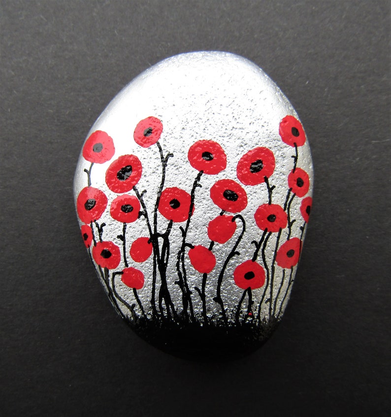 Painted Rock Poppy Gift Hand Painted Flowers Stone Rock - Etsy Canada