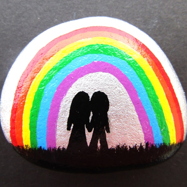 Rainbow Painted Rock - Etsy