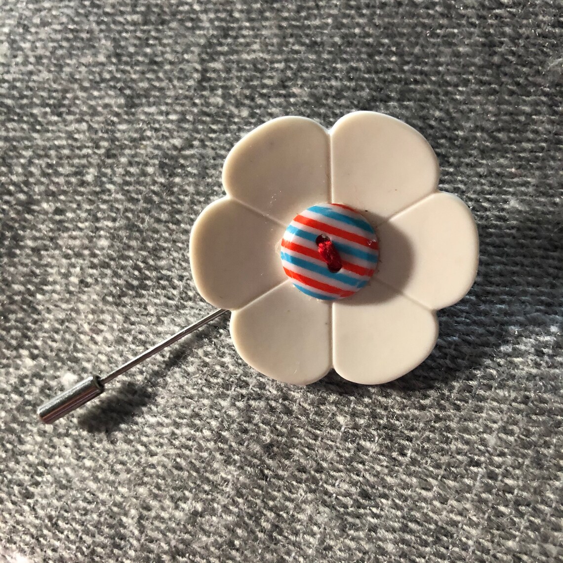 Vintage Button Hat/lapel Pin | Etsy