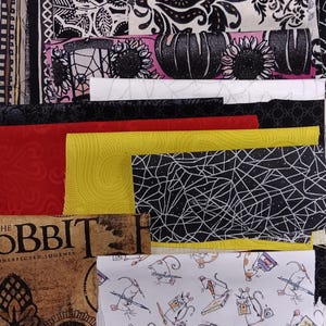 Cat Collage - Laura Heine - Collage Quilt - Black Cat Pattern 24"x32 ...